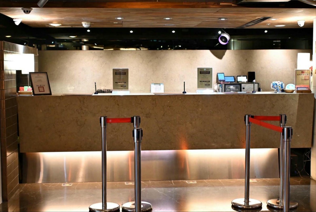 台中市西屯區住宿推薦｜文華道會館In One City Inn｜免費停車設施多元附舒緩泡腳池，步行即達逢甲夜市，吃喝玩樂、生活機能便利的文華道 ...