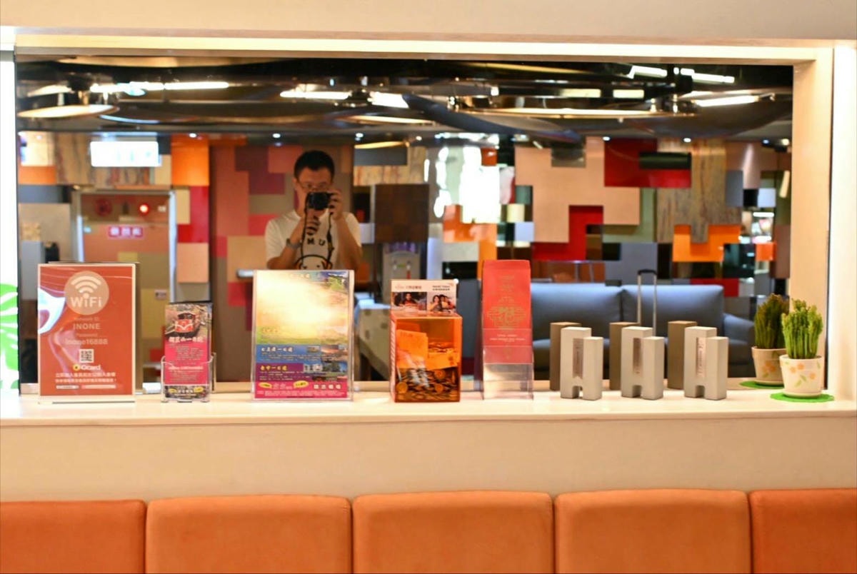 台中市西屯區住宿推薦｜文華道會館In One City Inn｜免費停車設施多元附舒緩泡腳池，步行即達逢甲夜市，吃喝玩樂、生活機能便利的文華道 ...