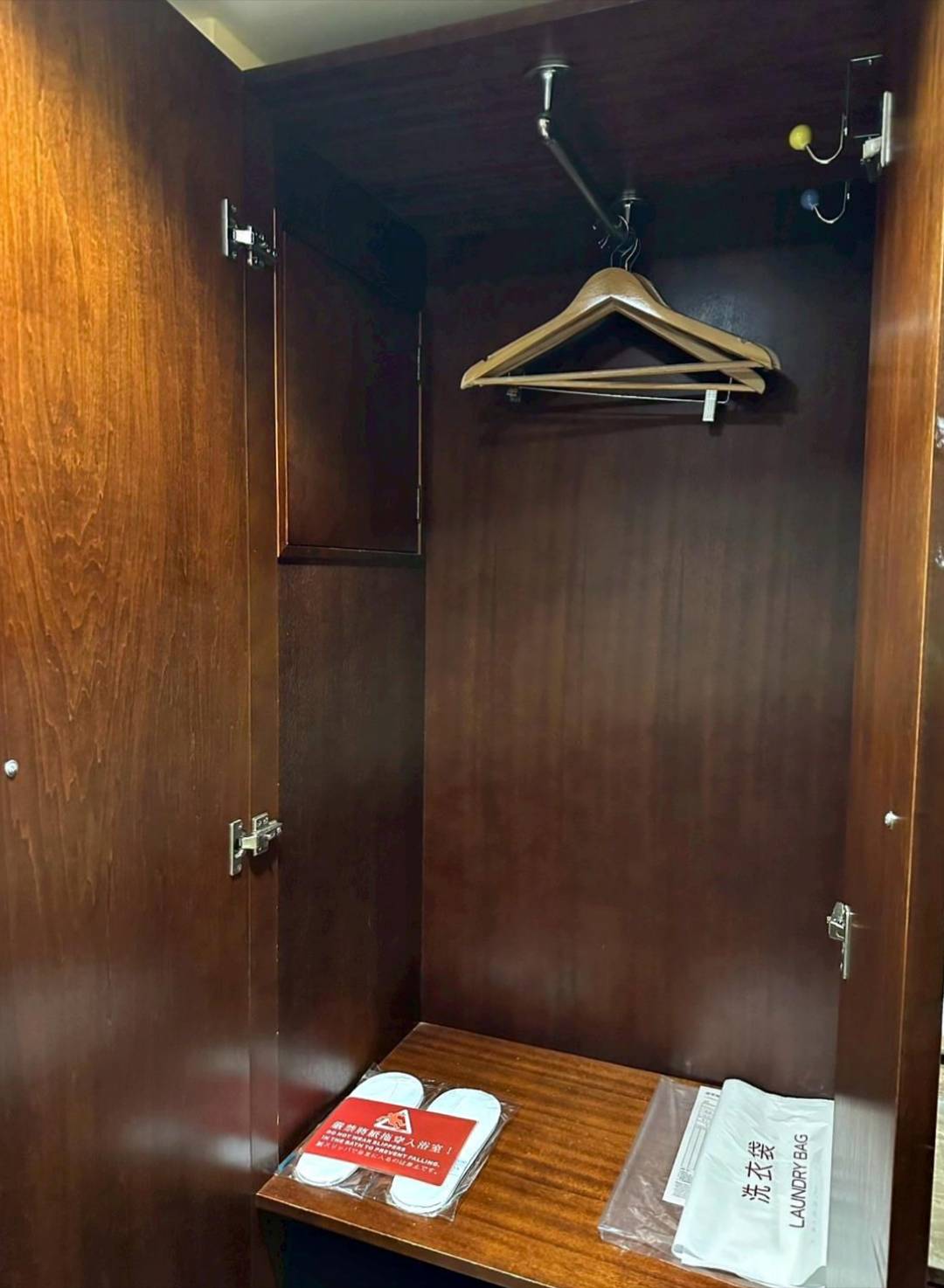 台中市西屯區住宿推薦｜文華道會館In One City Inn｜免費停車設施多元附舒緩泡腳池，步行即達逢甲夜市，吃喝玩樂、生活機能便利的文華道 ...