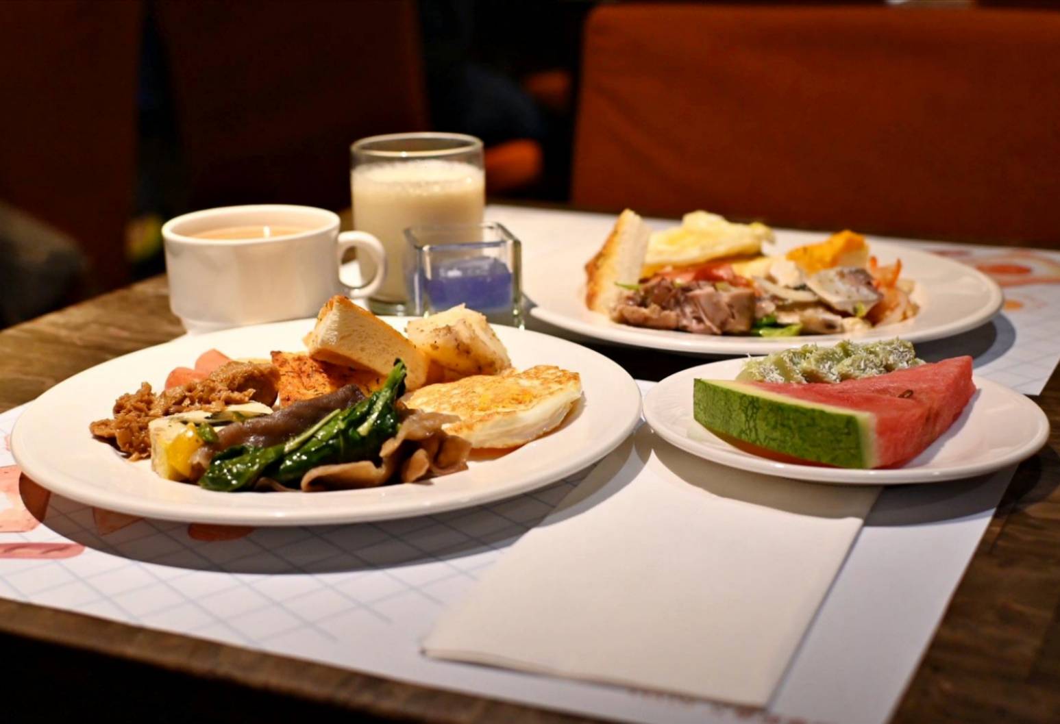 台中市西屯區住宿推薦｜文華道會館In One City Inn｜免費停車設施多元附舒緩泡腳池，步行即達逢甲夜市，吃喝玩樂、生活機能便利的文華道 ...